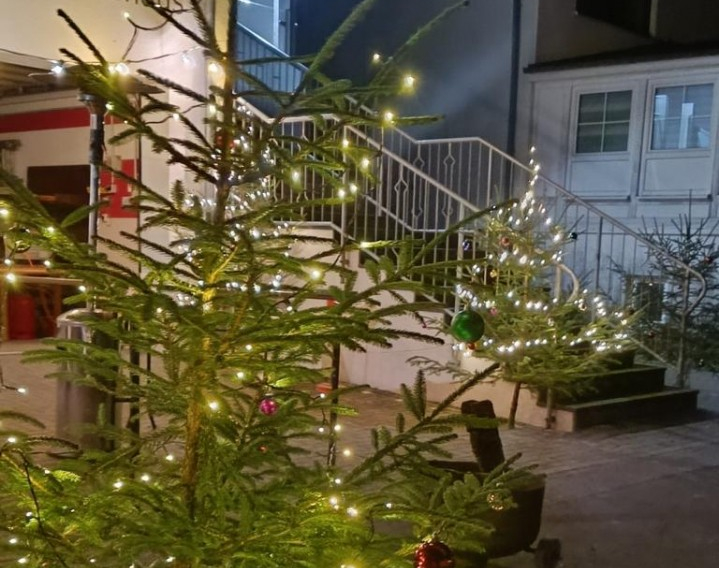 Adventsumtrunk 2025 | Ortsgemeinde Krummenau